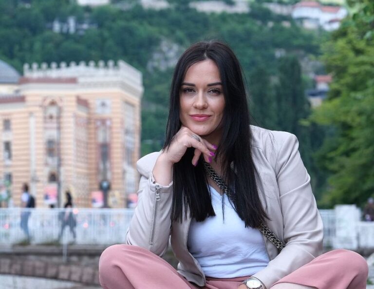 Porodila se Merima Šemić Prguda - Kids info